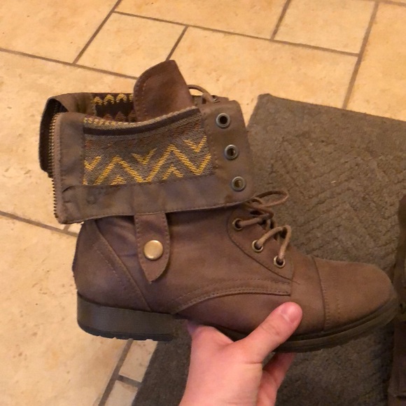 JustFab | Shoes | Super Cute Fall Combat Boots | Poshmark